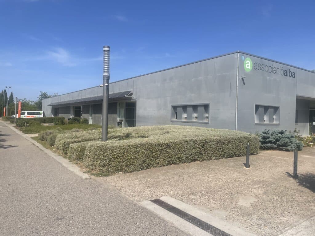 Panel Sandwich Fachada: Estética Y Aislamiento Óptimo